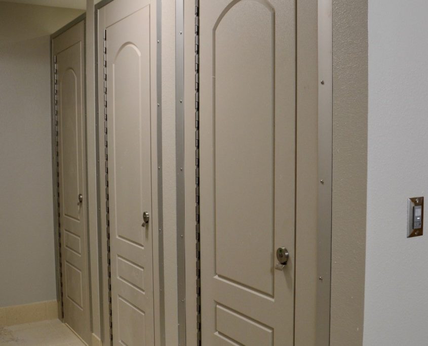 Aria Partitions at USF Greek Village - Scranton Products