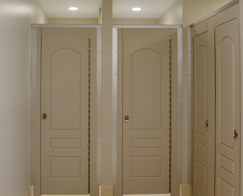 Aria Partitions at USF Greek Village - Scranton Products